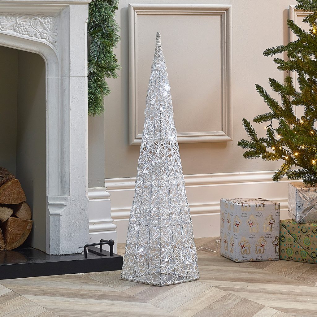 Pax the 90cm Christmas Pyramid - Mains & Battery Operated - Dealley
